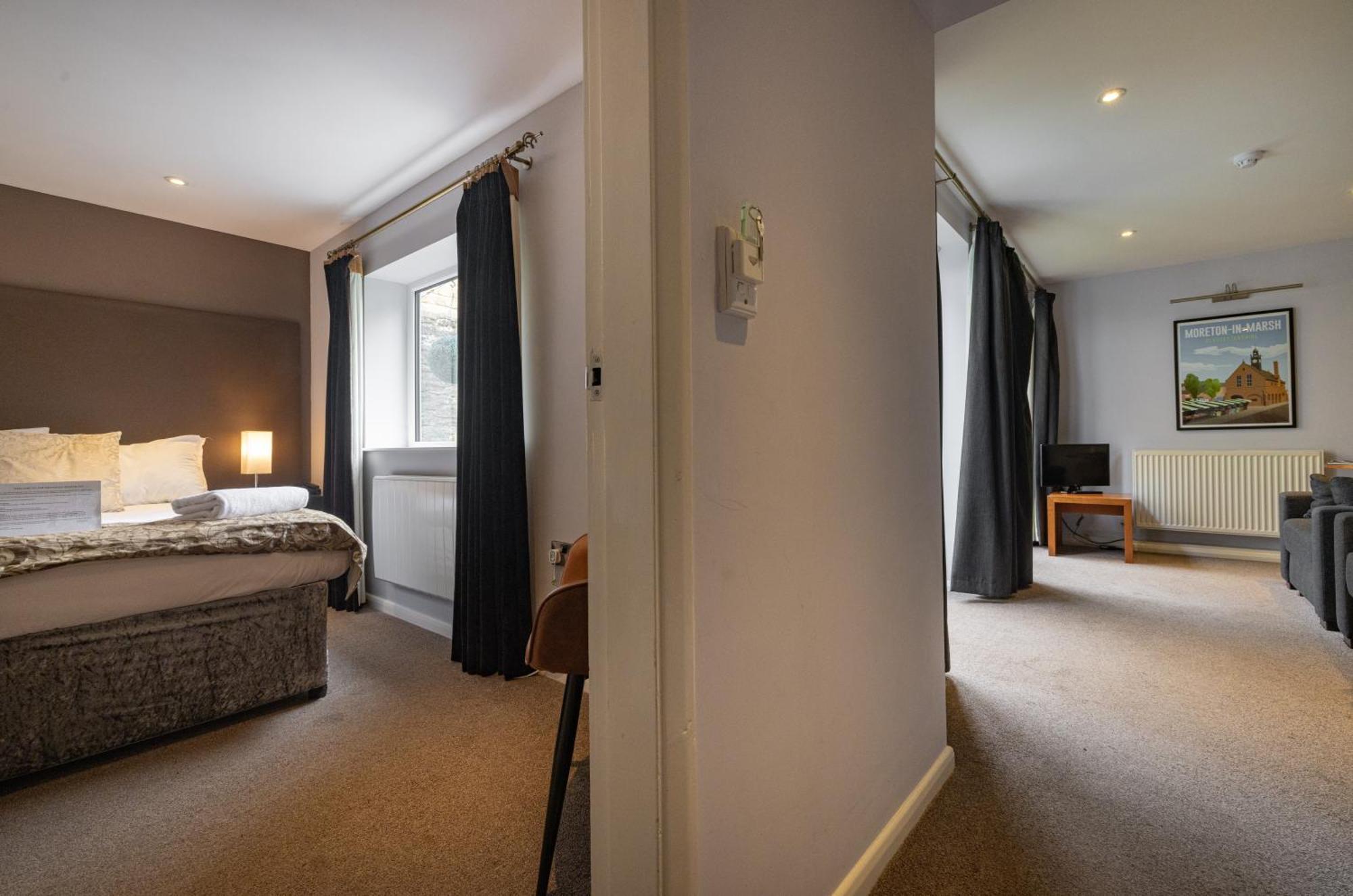 HOTEL REDESDALE ARMS | ⋆⋆⋆ | MORETON-IN-MARSH, UNITED KINGDOM | SEASON ...