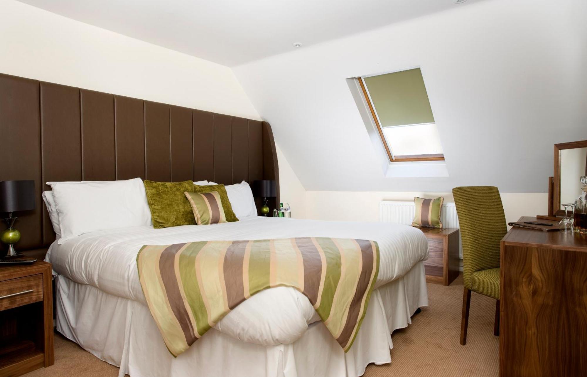 HOTEL REDESDALE ARMS | ⋆⋆⋆ | MORETON-IN-MARSH, UNITED KINGDOM | SEASON ...
